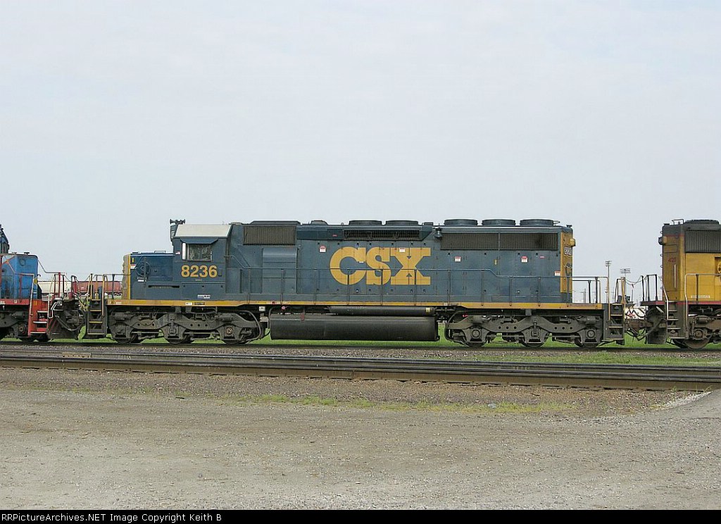 CSX 8236
